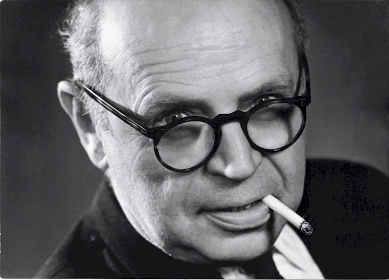 PH Lamper - Se alle Poul Henningsen lamper lige her!